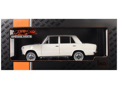 1970 Fiat 124 White with Red Interior 1/18 Diecast Model Car by IXO Mo ...